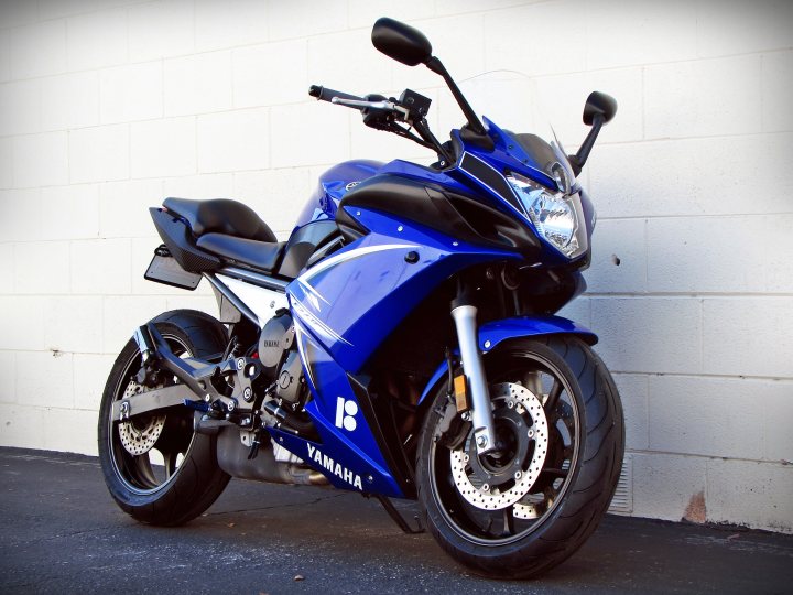 2009 Yamaha FZ6R For Sale • J&M Motorsports