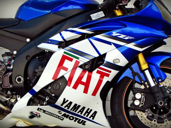 2000 Yamaha R6 Fiat
