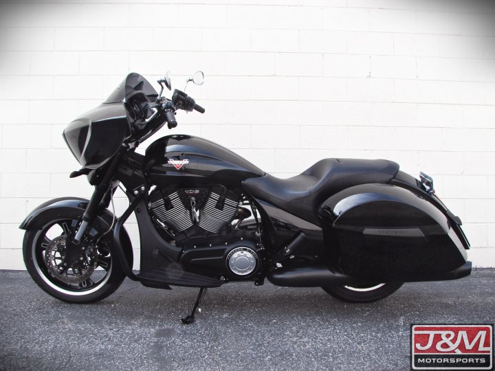 2015 Victory Cross Country 8-Ball For Sale • J&M Motorsports