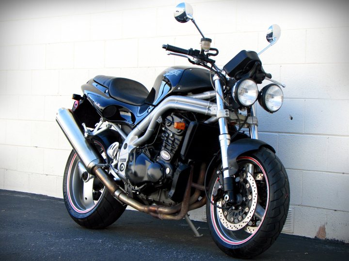 2001 Triumph Speed Triple 955i For Sale • J&M Motorsports